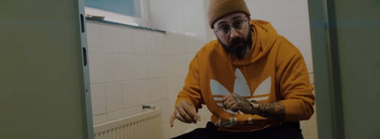 Kool Savas Deine Mutter Outfit : Alle Klamotten von den Rappern hier