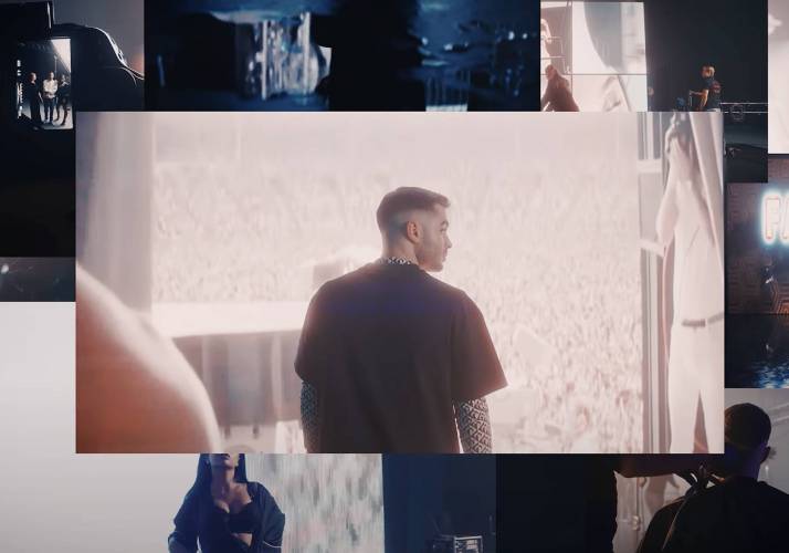 Jamule Outfit aus Intro: Sturmmaske, Iced Out Uhr, gestreifter Pullover...