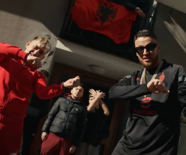 Azet feat. Il Ghost - My Shqipe Outfits mit Shop Links